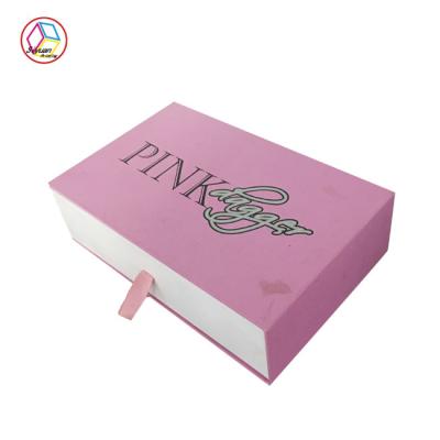 Cina Contenitore di regalo rosa della carta fantasia, caratteristica UV aperta del rivestimento dei contenitori di regalo dello scorrevole in vendita