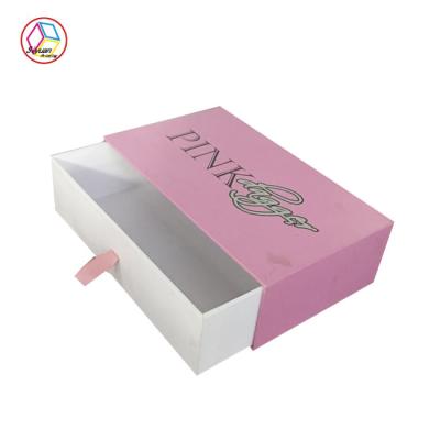 Cina Contenitore di regalo rosa della carta fantasia, caratteristica UV aperta del rivestimento dei contenitori di regalo dello scorrevole in vendita