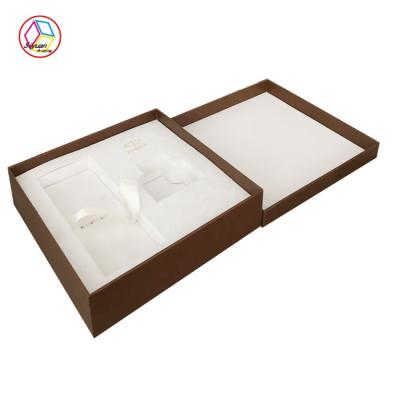 Cina Il contenitore di regalo cosmetico piano/scatola di stoccaggio portatile di trucco ha personalizzato l'inserzione in vendita