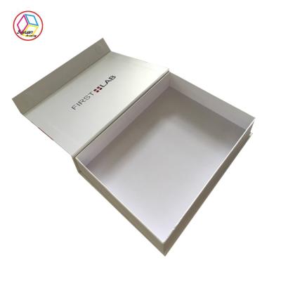 Cina Caratteristica di plastica del rivestimento di cioccolato di forma pieghevole elegante del contenitore di carta in vendita