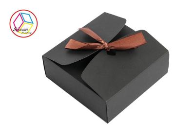 Cina Il bigné di carta nero inscatola l'inserzione dell'ANIMALE DOMESTICO di stampa della carta sottile CMYK Pantone in vendita