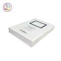 China Custom Clothing Packaging Boxes with Logo Printing 3-5 Layer Corrugated 12x17x11 Inch for sale