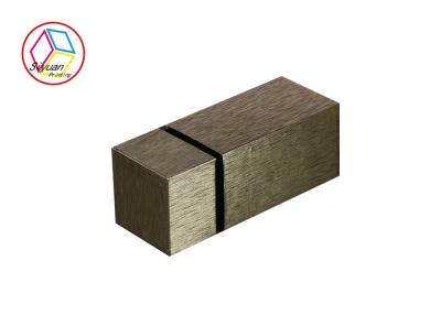 Cina Stagnola di oro elegante del contenitore di regalo del profumo che timbra stile di modo della carta patinata in vendita