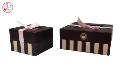 Cina Contenitori di regalo personali del bigné di carta patinata con l'inserzione di plastica in vendita