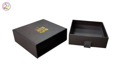 China Decorazione del nastro del contenitore di regalo della carta fantasia del cartone con il mestiere di timbratura caldo for sale