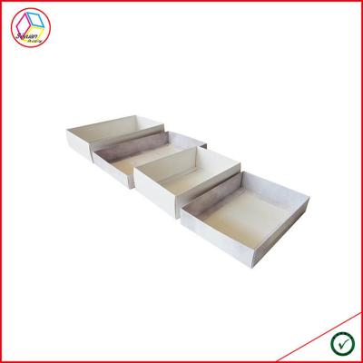 Cina Forma cubica d'imballaggio delle scatole del profumo del cartone della laminazione dell'avorio in vendita