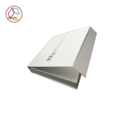 Cina Scatola di lusso bianca di carta di confezione per la vendita al dettaglio del contenitore di regalo del mestiere rettangolare del cartone in vendita