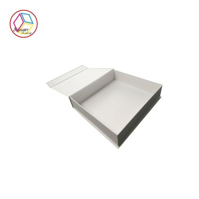 Cina Scatola di lusso bianca di carta di confezione per la vendita al dettaglio del contenitore di regalo del mestiere rettangolare del cartone in vendita