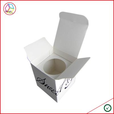 Cina Contenitore d'imballaggio su misura di dolce di stampa di colore pieno con l'inserzione di carta in vendita
