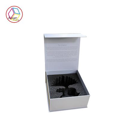 China Contenitore di regalo della carta di Matte Grey Silver Foiled Cubic Fancy con l'inserzione della schiuma di Peral for sale