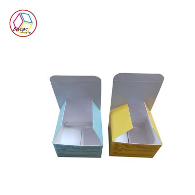 Cina CMYK che stampa il laser ha sventato Logo Cosmetic Gift Box impresso in vendita