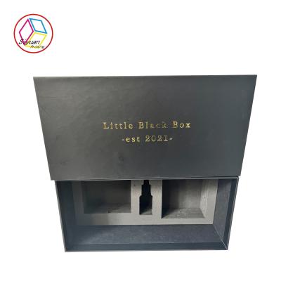 Cina Scatola nera del collo con la stagnola di oro Logo EVA Insert For Cosmetic Package in vendita