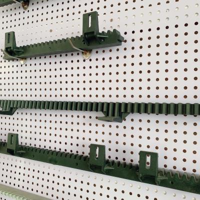 Cina Plastica nera dentata automatica elettrica dello scaffale di ingranaggio del portone della poliammide di nylon M4 in vendita