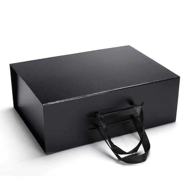 Various color options for magnetic closure cardboard boxes