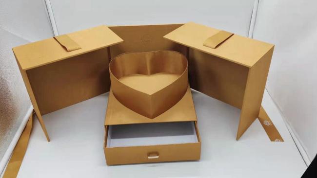 Warehouse storage of packaging materials