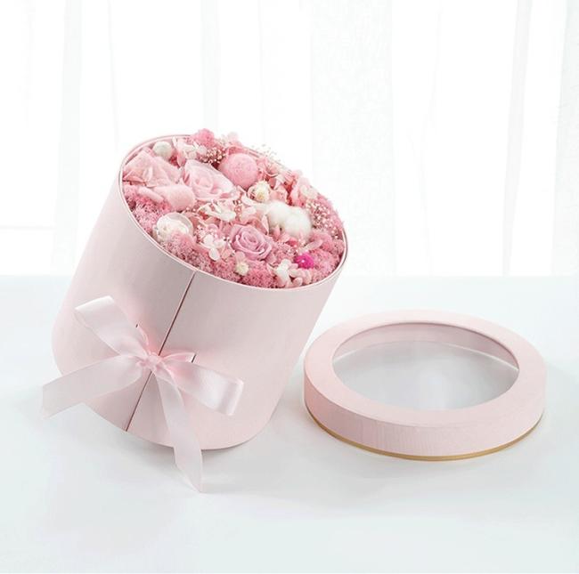 Flower box with decorative design elements