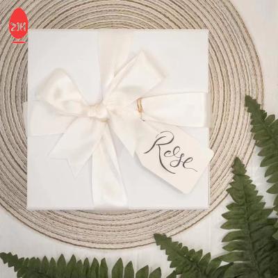 China Luxury Rigid Printed Gift Handmade Packaging Box White Simple Empty for sale