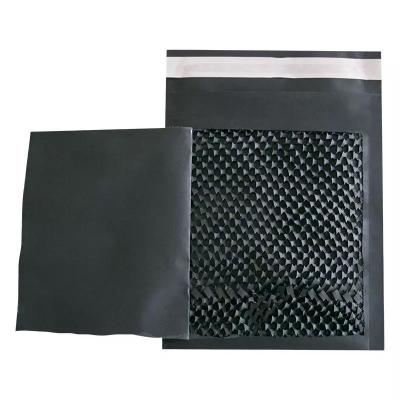 Cina Mailer in carta Kraft a nido d'ape Busta imbottita Kraft Bubble Mailer in vendita