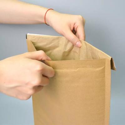Cina Carta Kraft a nido d'ape antiurto biodegradabile per buste espresse in carta kraft in vendita
