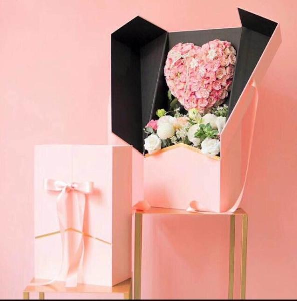 Quality Gift Bouquet Floral Packaging Boxes Custom Flower Long Stem Roses Box Rectangular Ribbon Decoration for sale