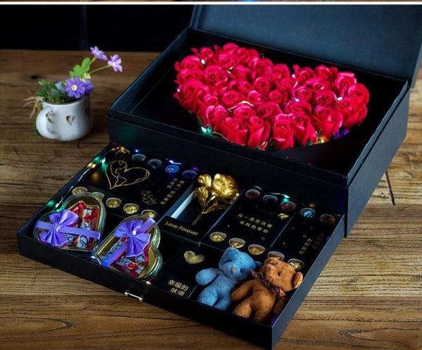 Quality Double Layer Flower Packaging Boxes Cardboard Florist Bouquet Box Jewelry Gifts Packaging Personalized for sale