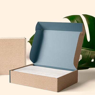 China Kleurrijk opvouwbaar papier voorgedrukte postbussen karton gegolfde postbussen voor kleding Te koop