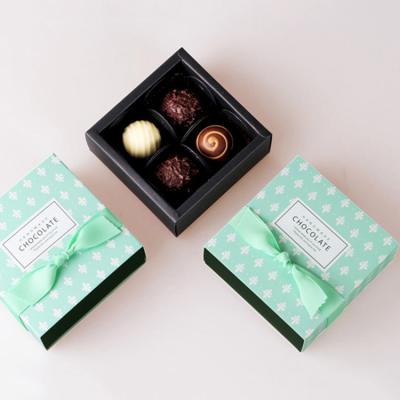 China Voedselindustrie Papier Luxe Chocolade Geschenkdoos Voor Eindverpakking Kerst snoepjes Geschenkdozen Te koop