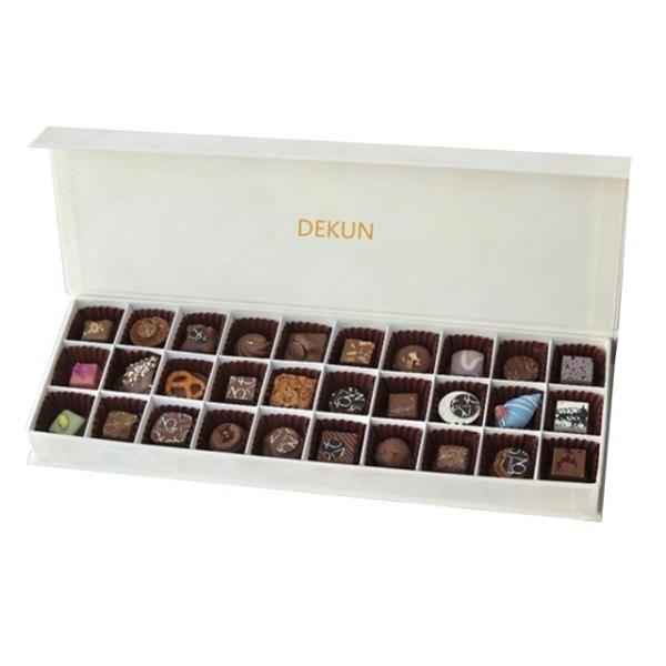 Quality Christmas Cardboard Chocolate Box Recyclable Magnetic Closure Custom for sale
