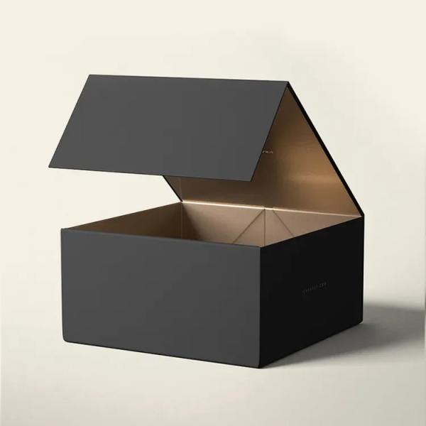 Quality Square Foldable Cardboard Gift Boxes Magnetic With Lid Matt Lamination Varnishing Printing for sale
