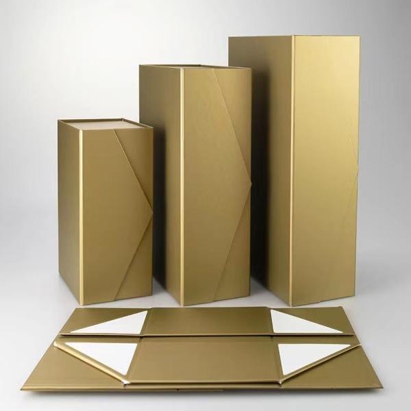 Quality CMYK Recycled Gift Cardboard Folding Box With Magnetic Closure For Cosmetic Wig for sale