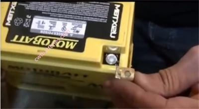 Cina 12V 25Ah 4 ruote ATV batterie sostituzione giallo MOTOBATT Mbtx24u in vendita