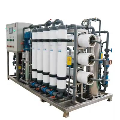 中国 ソーラーパネルとバッテリーを搭載したオールインワン太陽光RO水浄化キット​ 販売のため