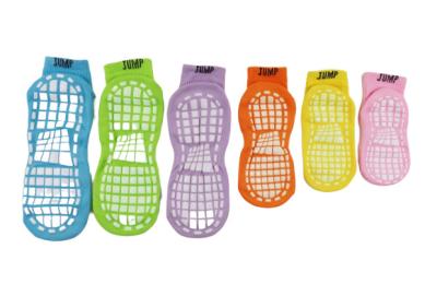 Cina Dell'OEM del trampolino della presa dei calzini di Ulimate dell'aria del trampolino del parco adulto unisex di salto dei calzini di slittamento non in vendita