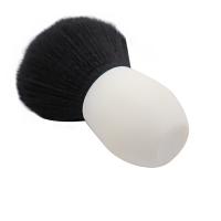 China Portable Kabuki Makeup Brush for sale