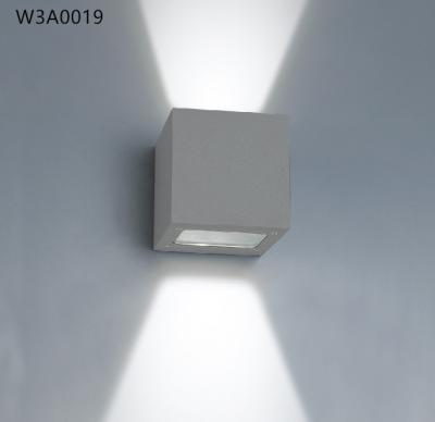 China CE Certification 400lm Outdoor LED Wall Lights 2 * 3W LED Outside Wall Lights for sale