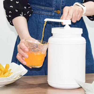 Китай Насос распределителя сиропа кофе МД качества еды главный с круглым контейнером ХДПЭ 2500мл продается