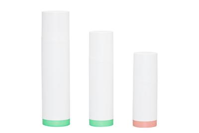 中国 UKA67 再充填可能 交換可能 リサイクル可能 PP 空気のないボトル 30ml 50ml 100ml 皮膚ケア用 販売のため