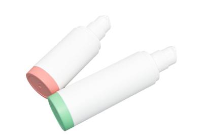 中国 UKA67 再充填可能 交換可能 リサイクル可能 PP 空気のないボトル 30ml 50ml 100ml 皮膚ケア用 販売のため