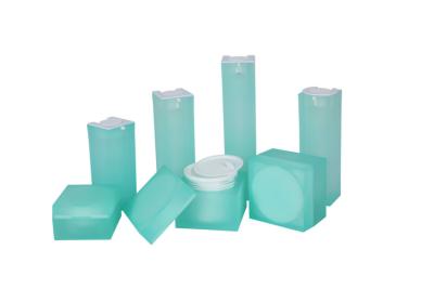 中国 瓶80gの正方形の血清ポンプびんのSkincareアクリルの化粧品のクリーム色のセット 販売のため