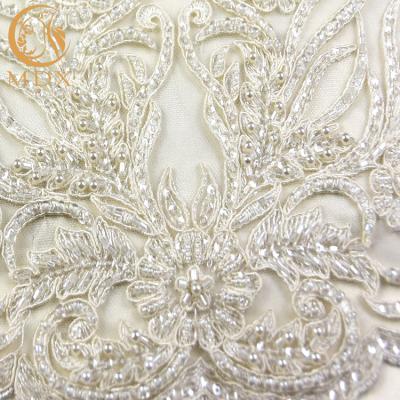 Cina Solubili in acqua fatti a mano ricamati bianchi dei tessuti 20% Polyeter del pizzo \ in vendita