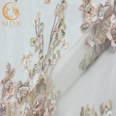 中国 MDXは服のためにハンドメイド刺繍されたレースの生地140cmの幅のタイプする 販売のため