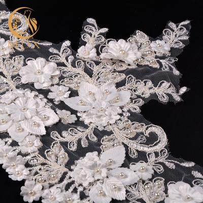 Cina Il ricamo bianco della disposizione del pizzo del fiore 3D dell'indumento ha personalizzato il nylon di dimensione 80% in vendita