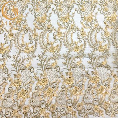 Cina Tessuto in rilievo pesante del pizzo di applique di nylon 3D di 20% con il modello floreale in vendita