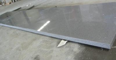 Cina Controsoffitti resistenti del quarzo del bagno del graffio, piani di lavoro di pietra della cucina con Backsplash in vendita