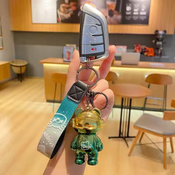 Quality Easy Carrying Toys Keychain Metal Mini Bear Keychain With Light Fashion Compact for sale