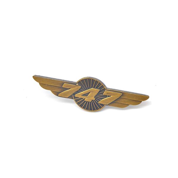 Quality 747 Winged Brooch Accessories Customizable Commercial Pilot Wings Pin for sale