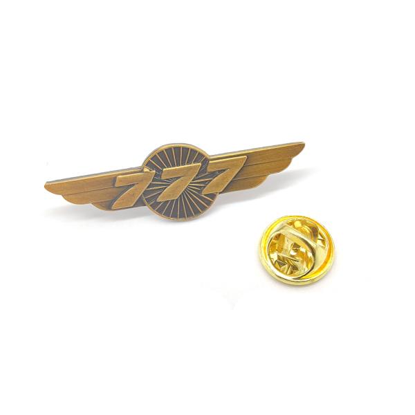 Quality Antique Bronze Brooch Accessories 777 Pilot Memorabilia Angel Wing Brooch for sale