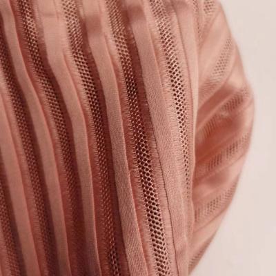 China 190 gm polyester gaasstof 2 mm ademend gaasstof Te koop