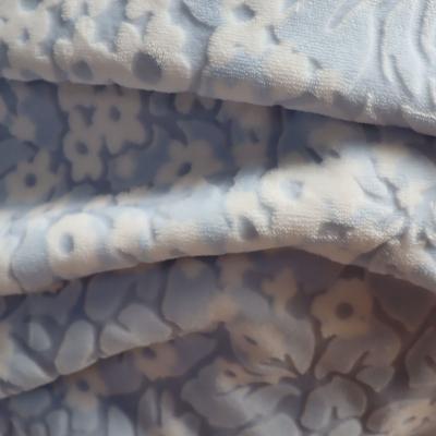 Cina Copertina di velluto di corallo di poliestere doppio lato di pelliccia finta Letto lancia copertina fantasma in vendita