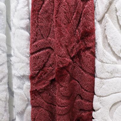 Cina 320gm Disegno personalizzato Falsa pelliccia lancia copertura di flannel caldo pelliccia copertura in vendita